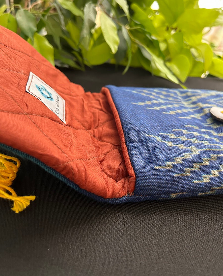 Musical instruments from all over the world – Lark in the Morning