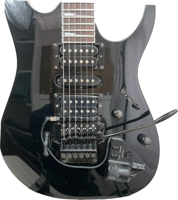 Electric Guitars – Lark in the Morning